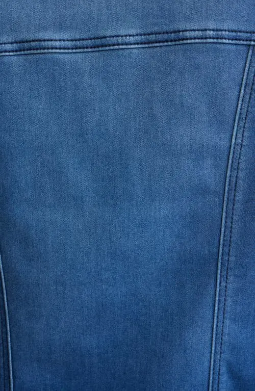 1822 Denim Stretch Denim Trucker Jacket