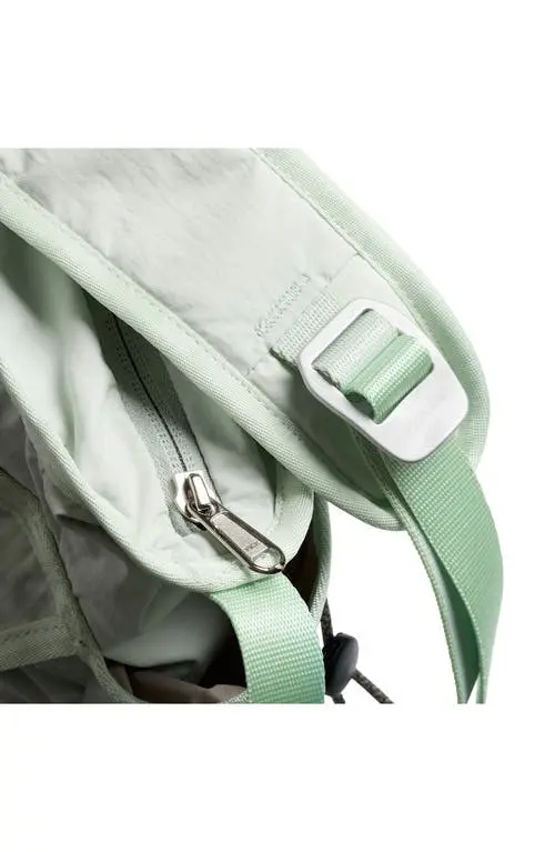 Bellroy Cinch Sling Bag - Seafoam