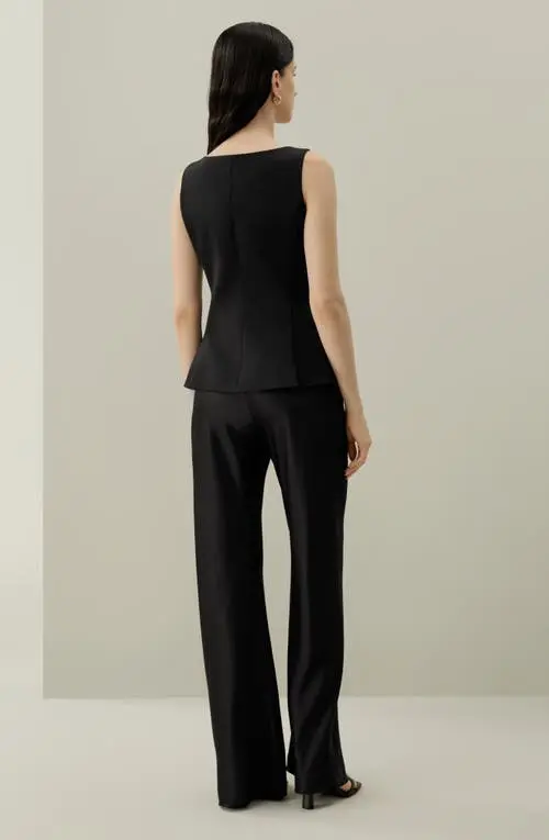 Lilysilk Cintré U-neck Sleeveless Vest - Black