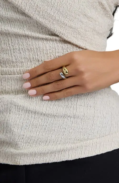 ATHRA LUXE Two-tone Bypass Ring