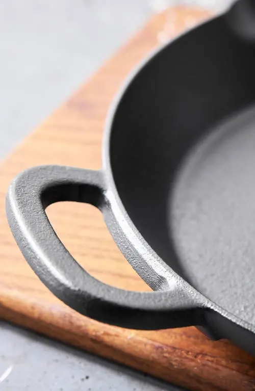 GREENPAN X Bobby Flay 12-inch Cast Iron Frypan