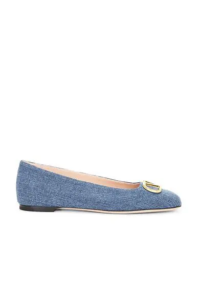 Valentino Garavani Vlogo Signature Ballet Flats