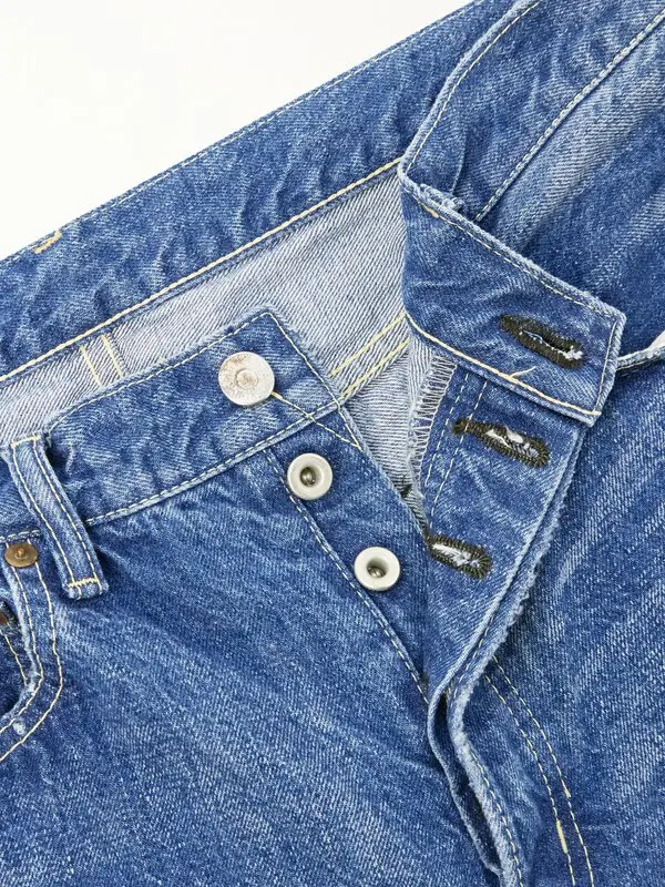 REMI RELIEF Straight-leg Jeans