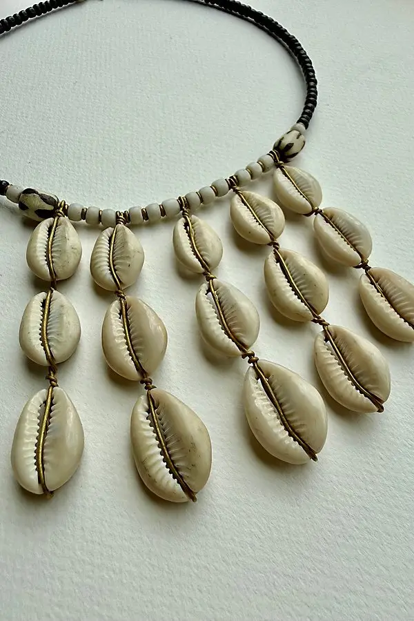 WAX PLANT Cowrie Shell Collar Necklace