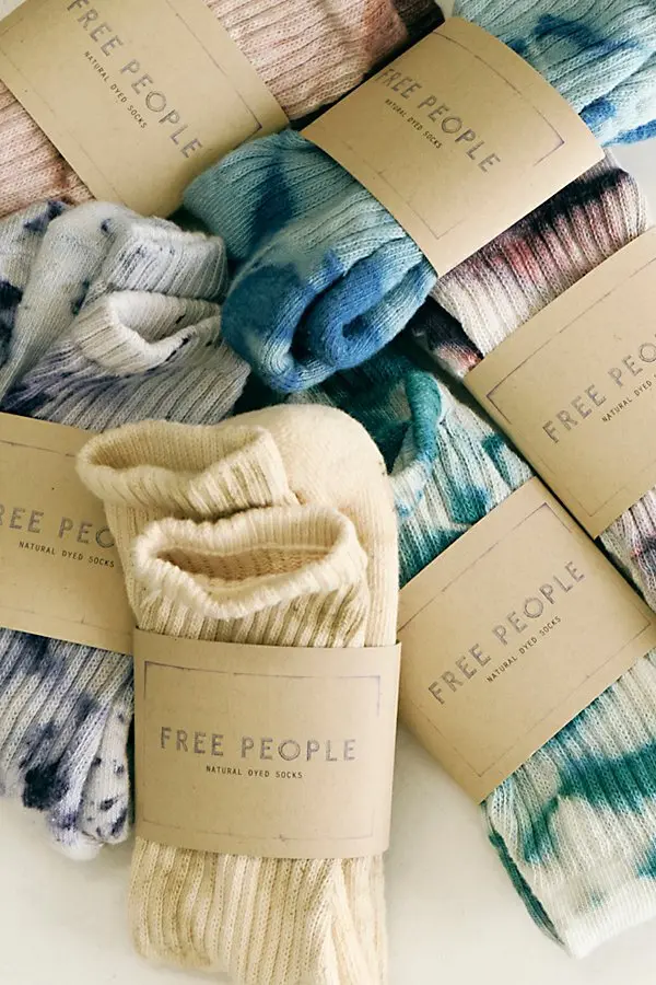 AMERICAN TRENCH Natural Floral Dyed Crew Socks - Eucalyptus