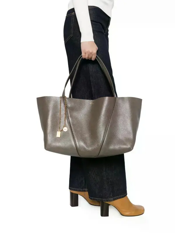 Chloé Grainy-leather Tote Bag With Charm Detail