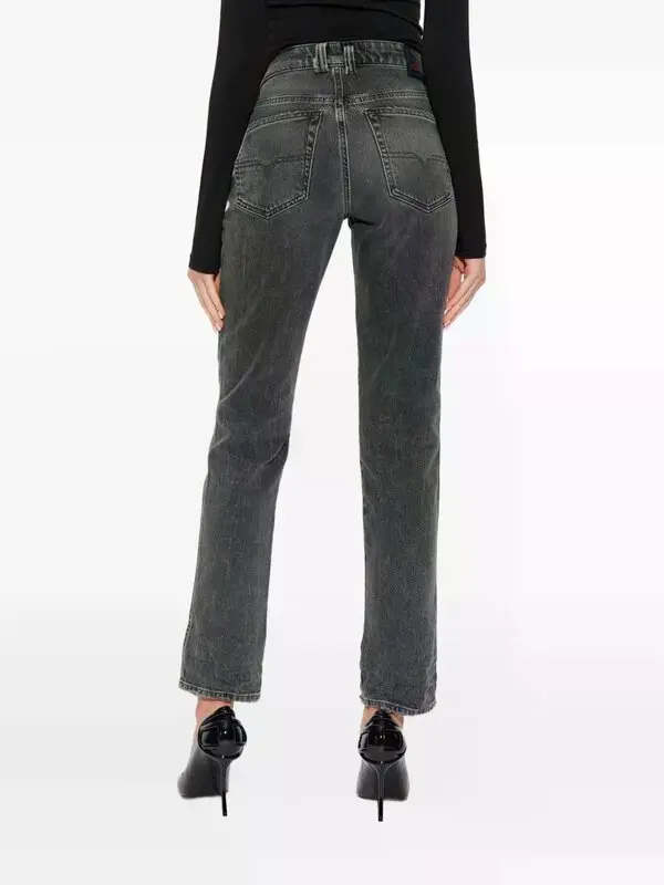 DIESEL® 1992 D-jiann Distressed Jeans