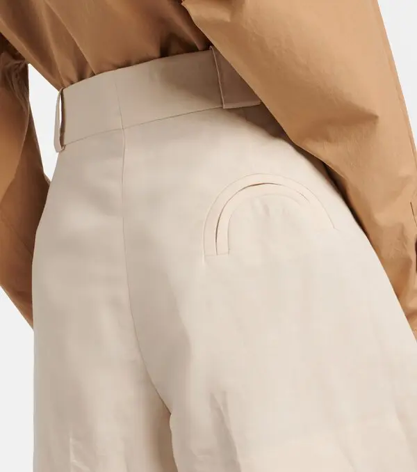 BLAZÉ MILANO Selle Pleated Shorts - Beige
