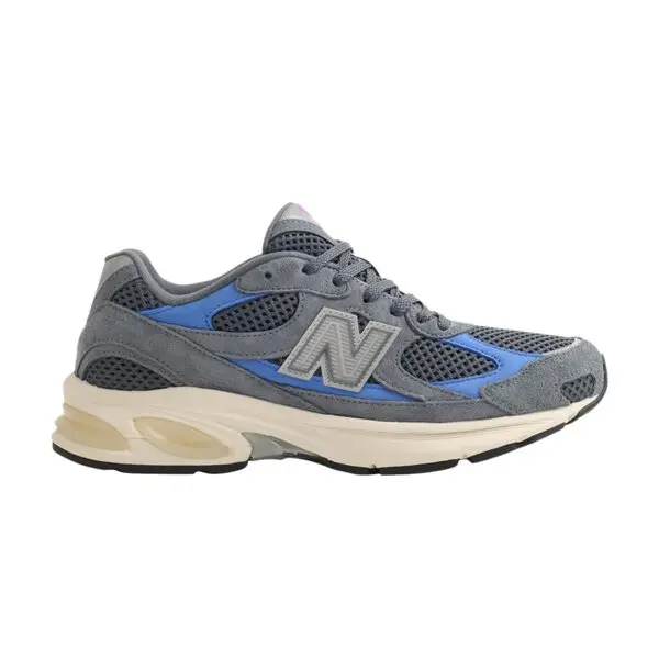 NEW BALANCE Liberaiders × Unik × 2010 Sneakers