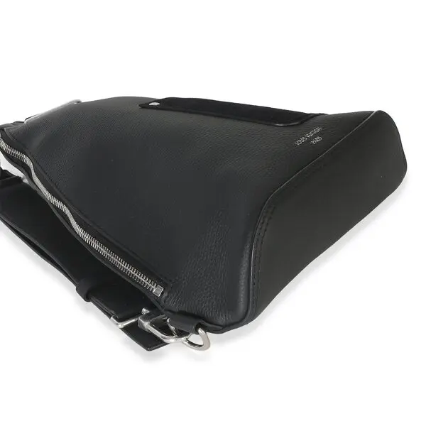 LOUIS VUITTON Touch Calfskin Delta Slingbag