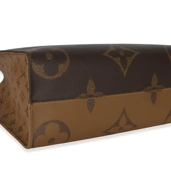 LOUIS VUITTON Reverse Monogram Onthego Mm