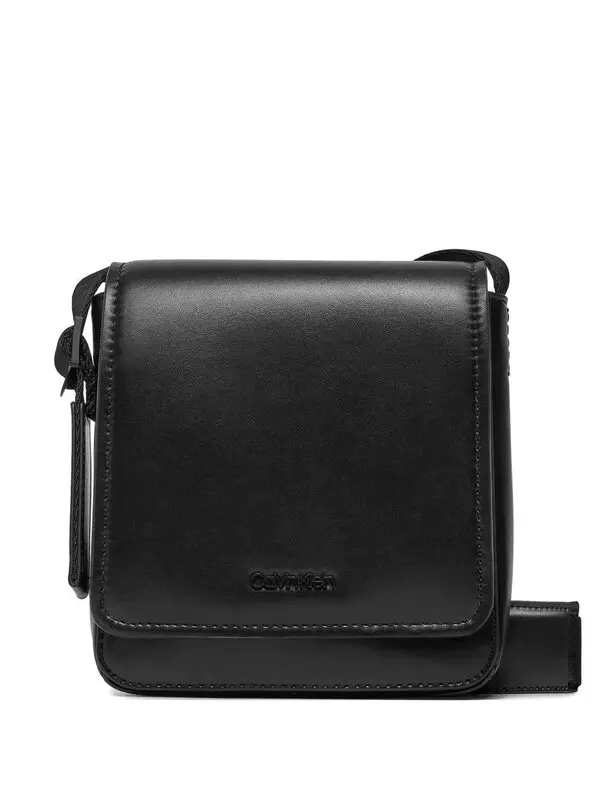 Calvin Klein Foldover Debossed-logo Shoulder Bag - Black