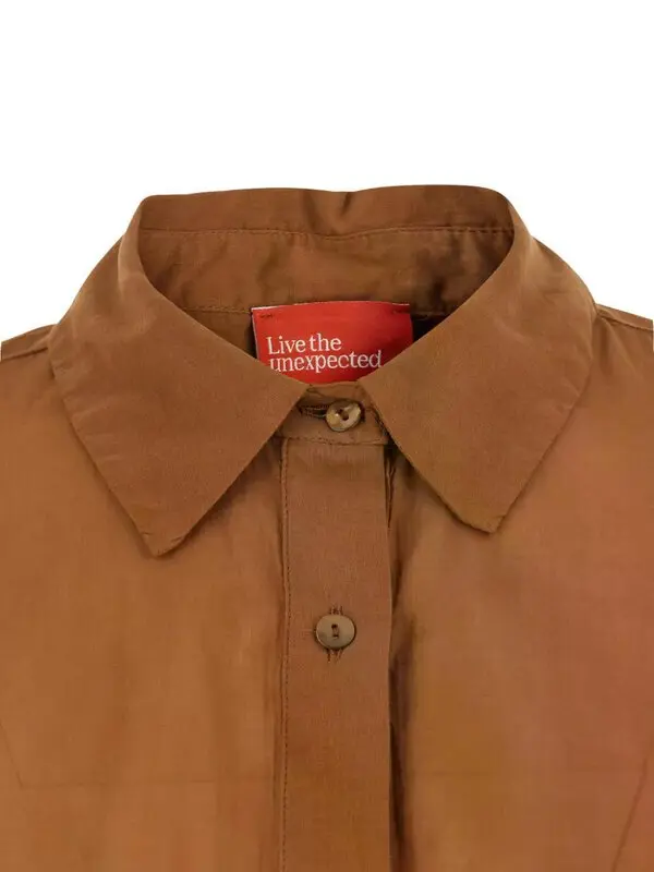 MERCI Contrast Stitch Curved Hem Shirt - Brown