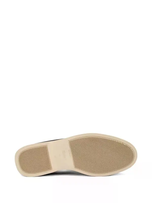 FRAU Grained Leather Boat Shoes