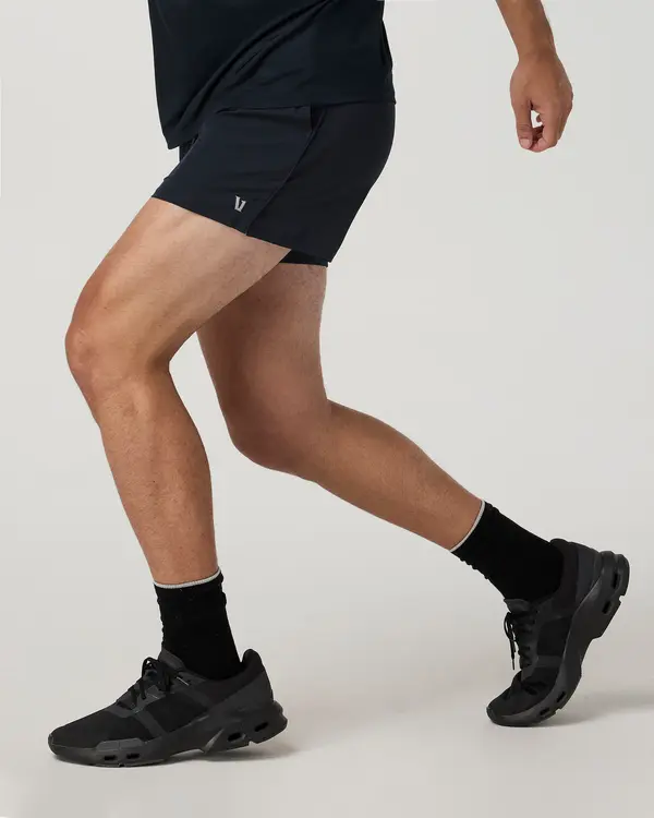 Vuori Course Shorts Unlined 5 - Ink