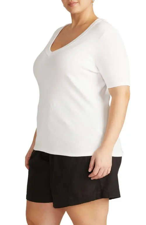 Universal Standard Elbow Sleeve V-neck T-shirt - White