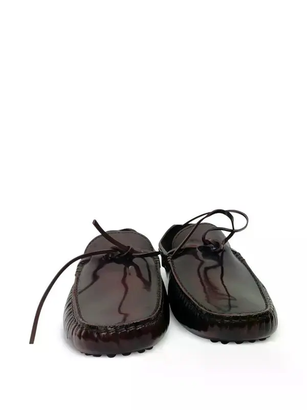 TOD'S Bow Brushed Moccasins