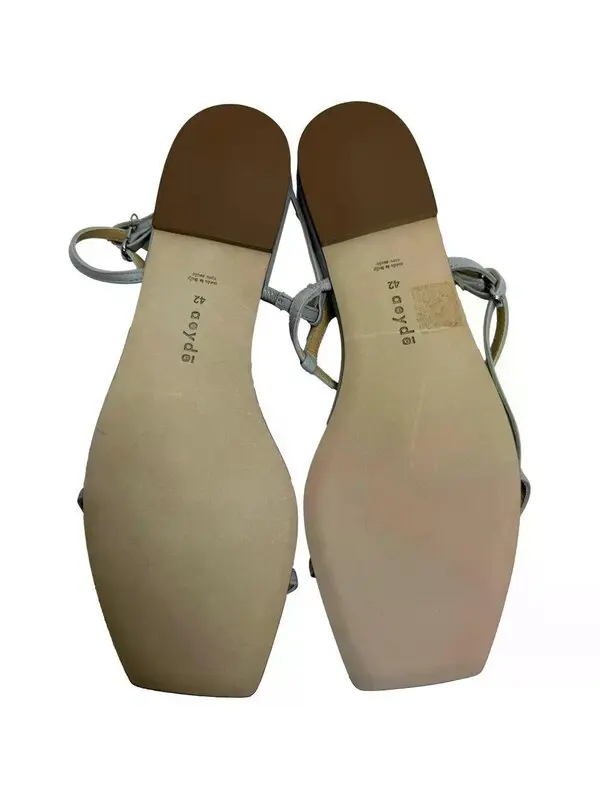 AeydĒ Ella Toe-post Sandals - Grey
