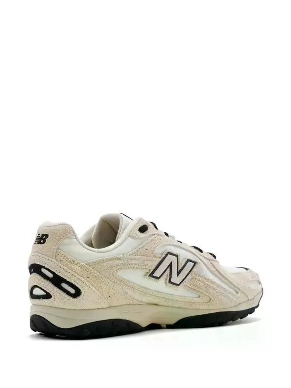NEW BALANCE 204l Sneakers
