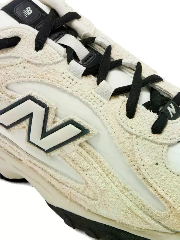 NEW BALANCE 204l Sneakers