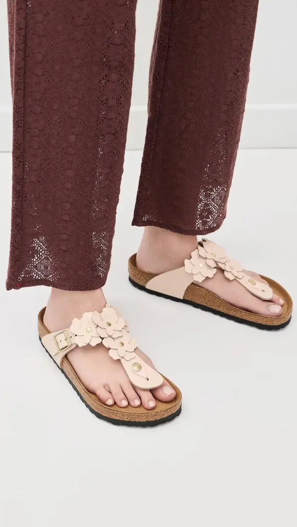 BIRKENSTOCK Gizeh Flowers Sandals