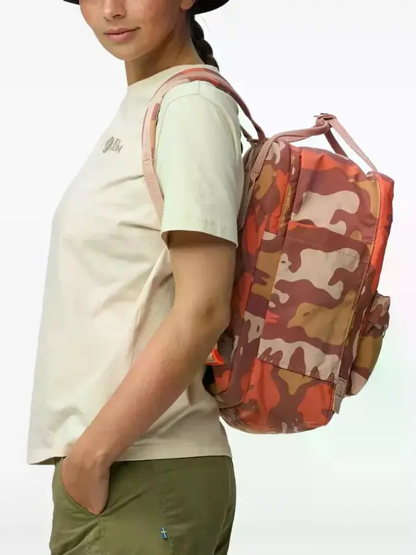 Fjallraven Kånken Graphics 15 Laptop Backpack - Pink