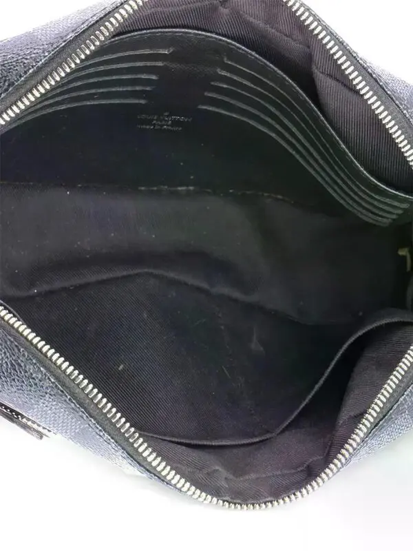 LOUIS VUITTON Kasai Damier Graphite Clutch