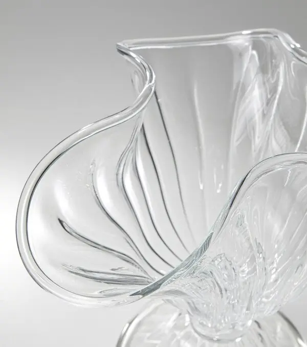 AKUA OBJECTS Blixen Large Glass Vase