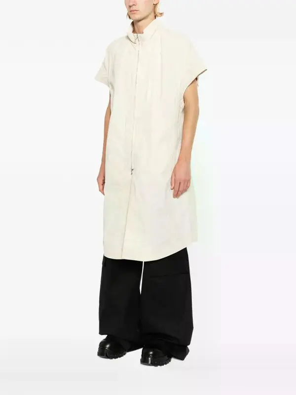 JULIUS Creased Short-sleeve Coat