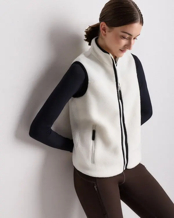 Quince Sherpa Full-zip Vest - Frost/black