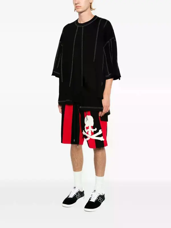 MASTERMIND WORLD Asymmetric Exposed-seam T-shirt