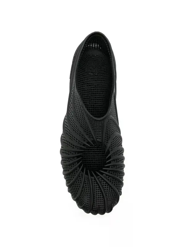 ALIVEFORM Dermis Mj Sneakers