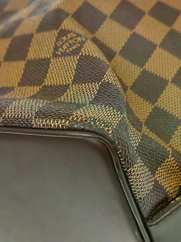 LOUIS VUITTON 2005 Chelsea Damier Tote Bag - Brown