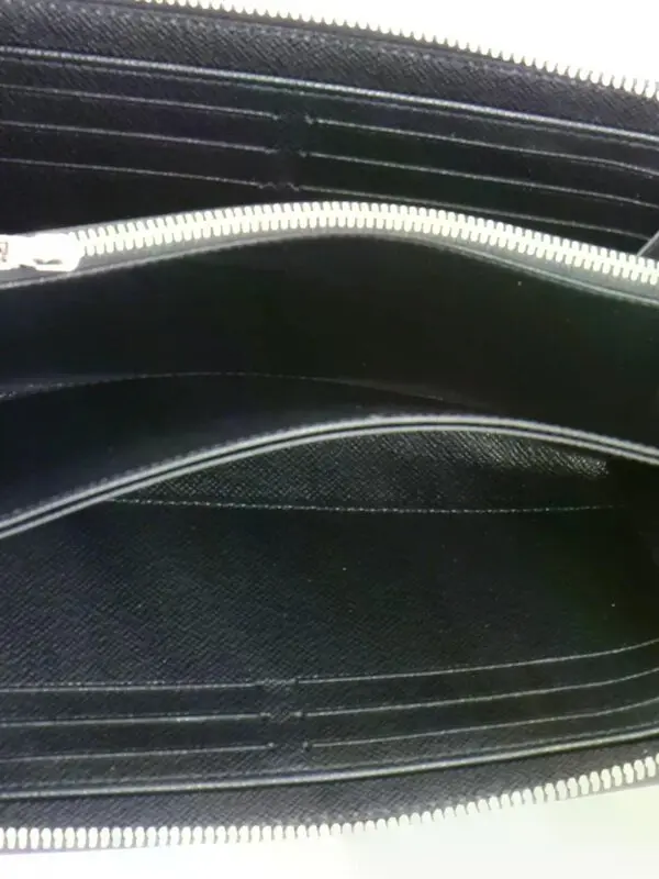 LOUIS VUITTON Zippy Wallet Epi Leather Small Wallets