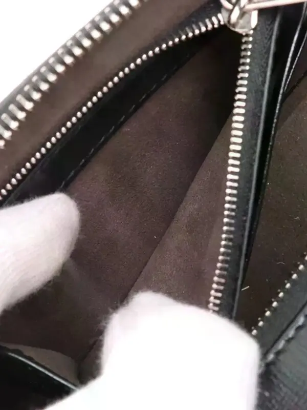 Gucci Gg Supreme Interlocking G Crossbody Bag - Black