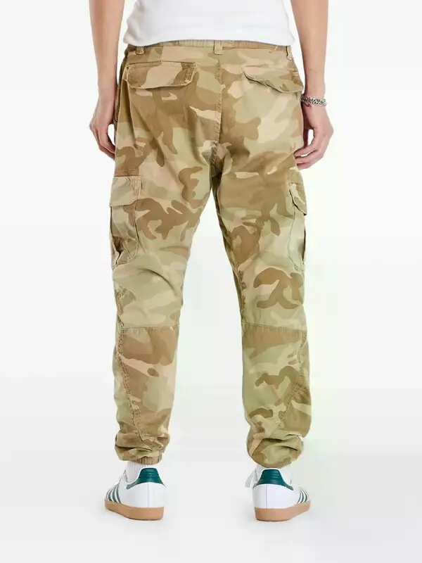 URBAN CLASSICS Camouflage Print Cargo Pants