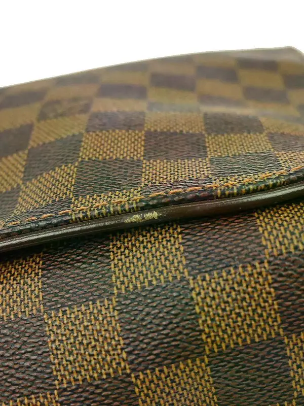LOUIS VUITTON 2008 Mm Brooklyn Crossbody Bag