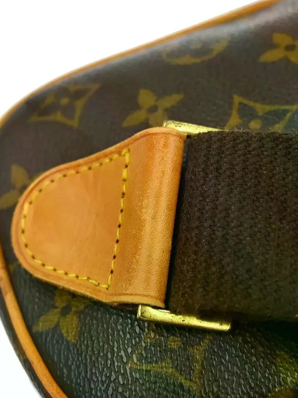 LOUIS VUITTON 2001 Monogram Pochette Gange Belt Bag