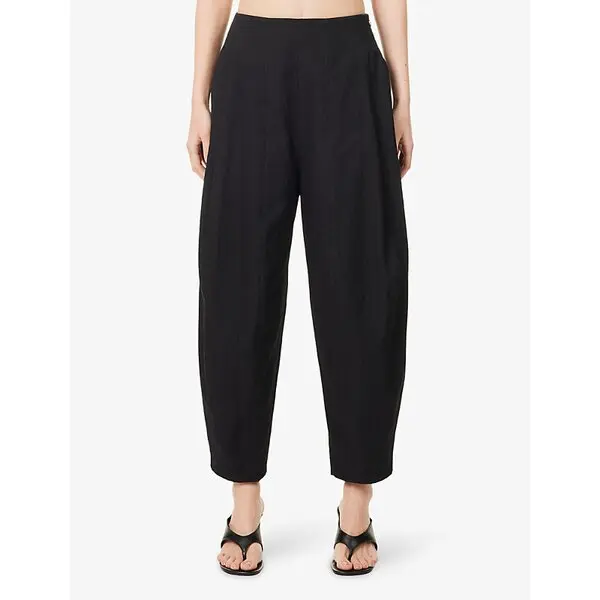 ASHLYN Pallin Cropped Pleated Trousers