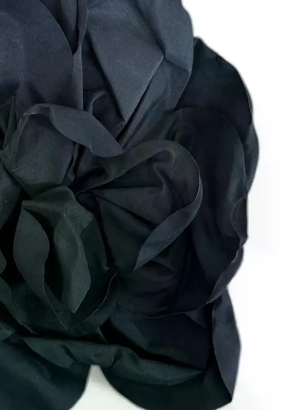DOUUOD Floral Detail Scrunchie
