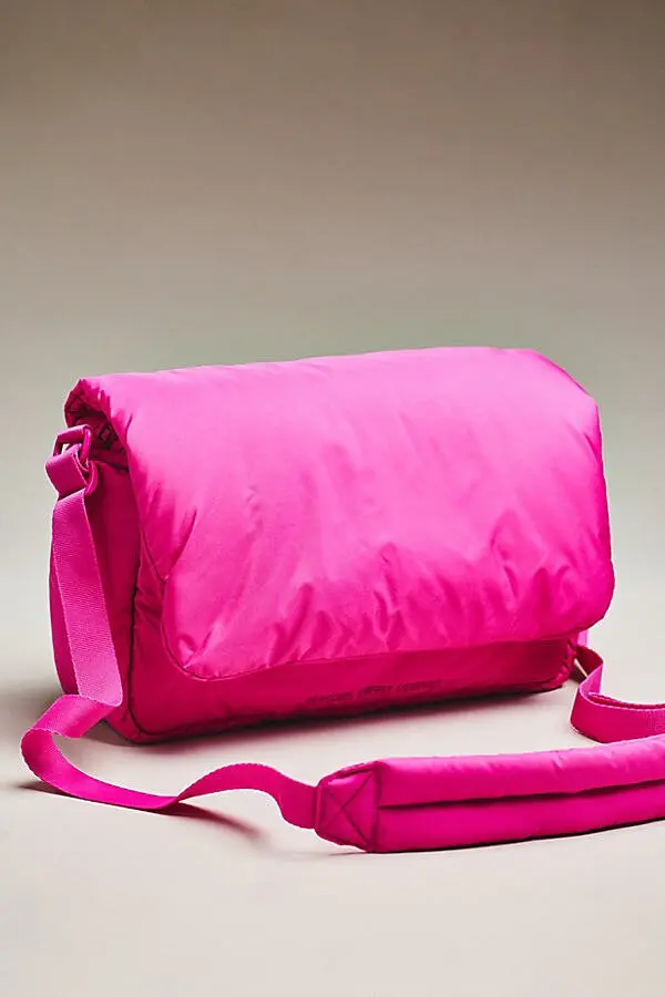 Herschel Supply Co. Cloudform Crossbody Bag - Rose Violet
