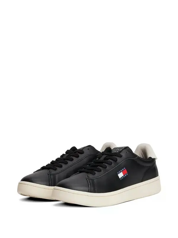 Tommy Hilfiger Logo Sneakers