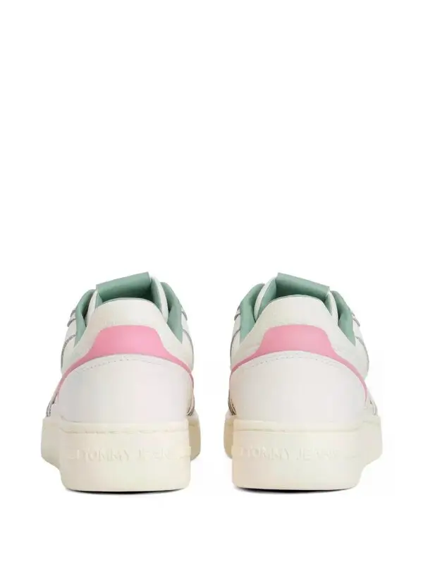 Tommy Hilfiger Logo-patch Sneakers - White