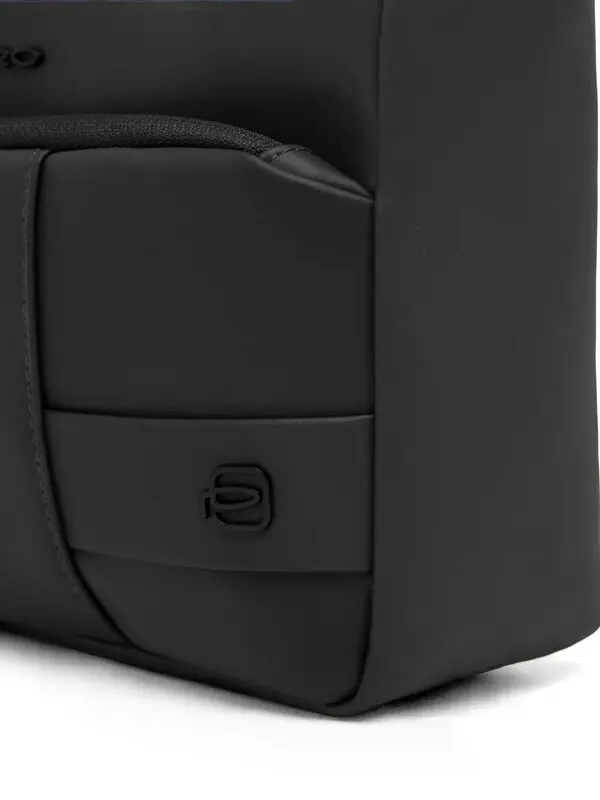 PIQUADRO Water-resistant Cross Body Bag - Black