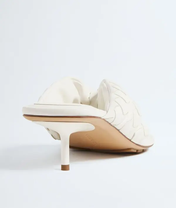 Bottega Veneta Salsa Thong - Alabaster