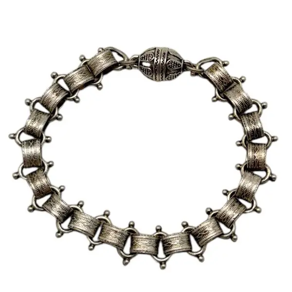 LONI PAUL JEWELRY Book Chain Bracelet - Silver