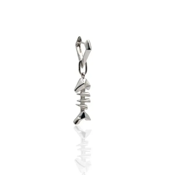 FRENVYRN Mars Sterling Reversible Fish Bone Huggie Earring - Silver
