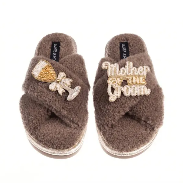 LAINES LONDON Boucle Slippers With Brooches - Brown