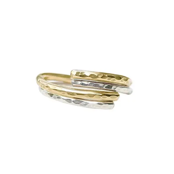 KIRI & BELLE Intertwined Hammered Rings - Gold