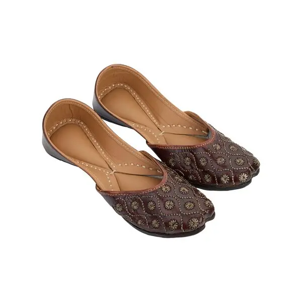 PODE Dhara Hand-embroidered Leather Flat Shoes